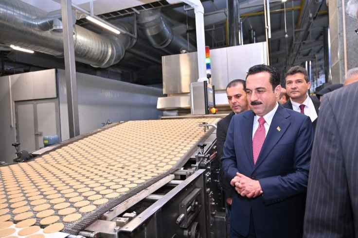 The Governor of Erbil visited the 'Minoo' factory for biscuit and ...